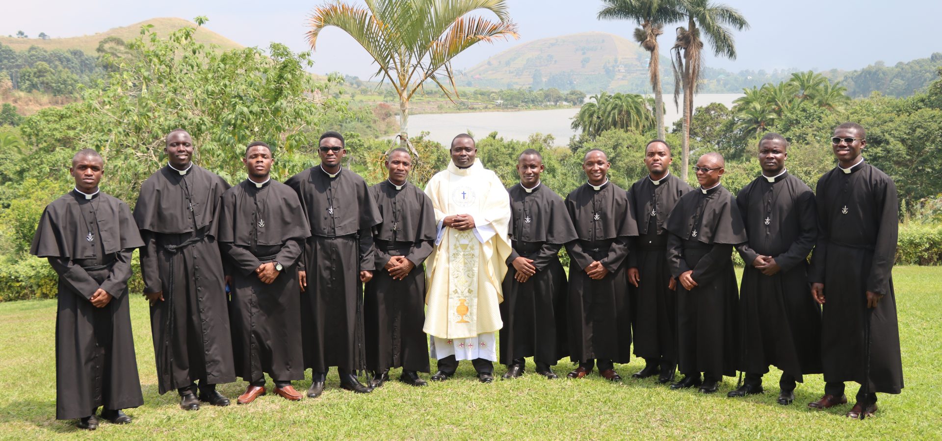 A New Chapter in Faith: First Vows of Eleven Holy Cross members from ...